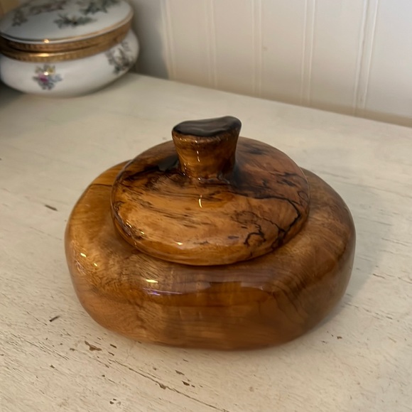 Hand Crafted | Accents | Hand Carved Wood Trinkets Box With Lid 6 W X ...